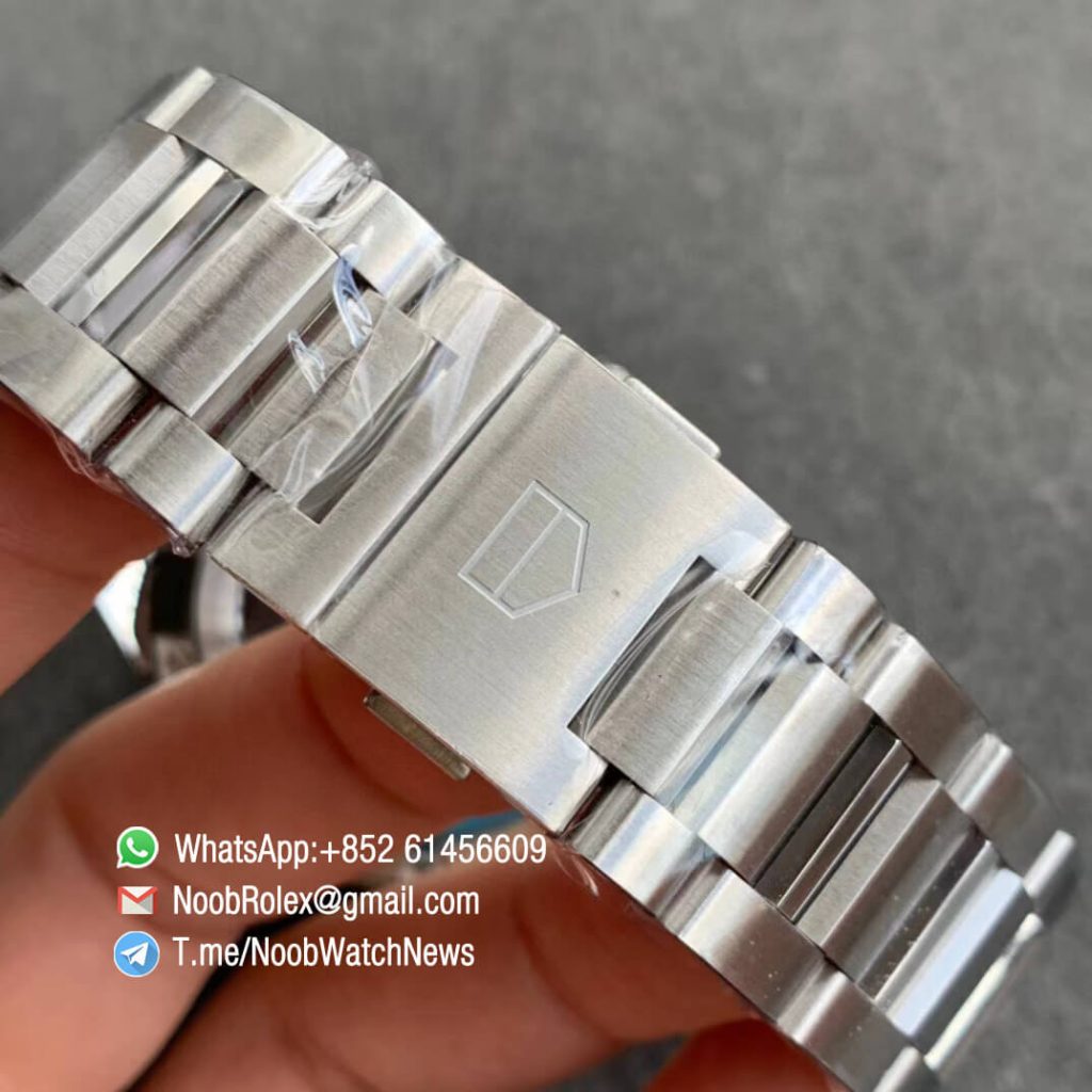 Carrera Heuer 01 Automatic Chronograph Steel Case Grey Dial on Steel ...