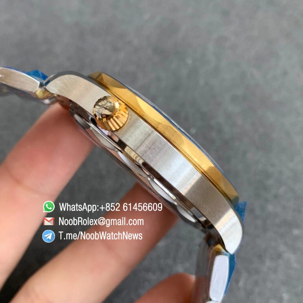 Seamaster Diver 300M Steel Case Blue Wave Texture Dial Yellow Gold ...